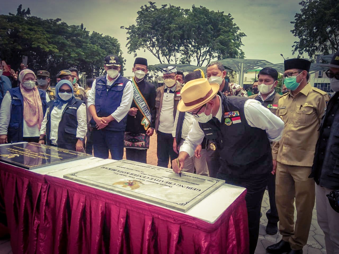 Ridwan Kamil Resmikan Creative Center dan Alun-Alun Kota Bekasi ...